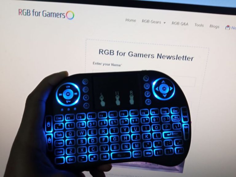 i8 Mini Wireless Keyboard with Touchpad & RGB Backlit: How Effective Is ...